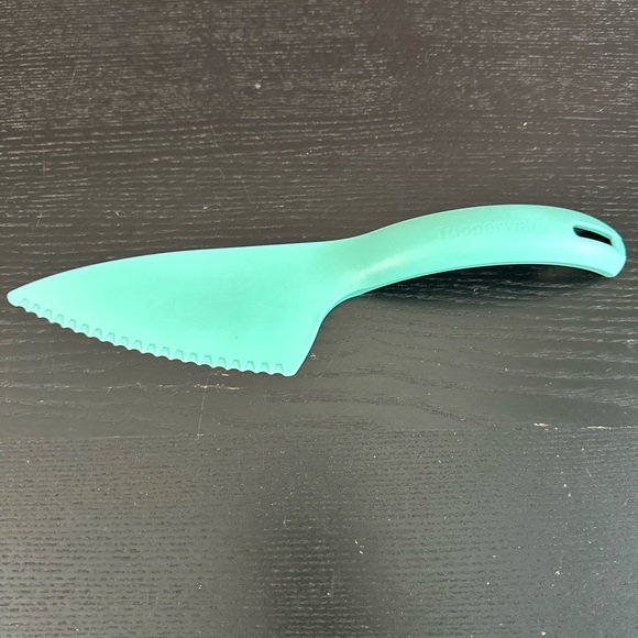 Tupperware | Kitchen | Tupperware Cake Cutter Pie Slicer Cut N Serve 2 ...